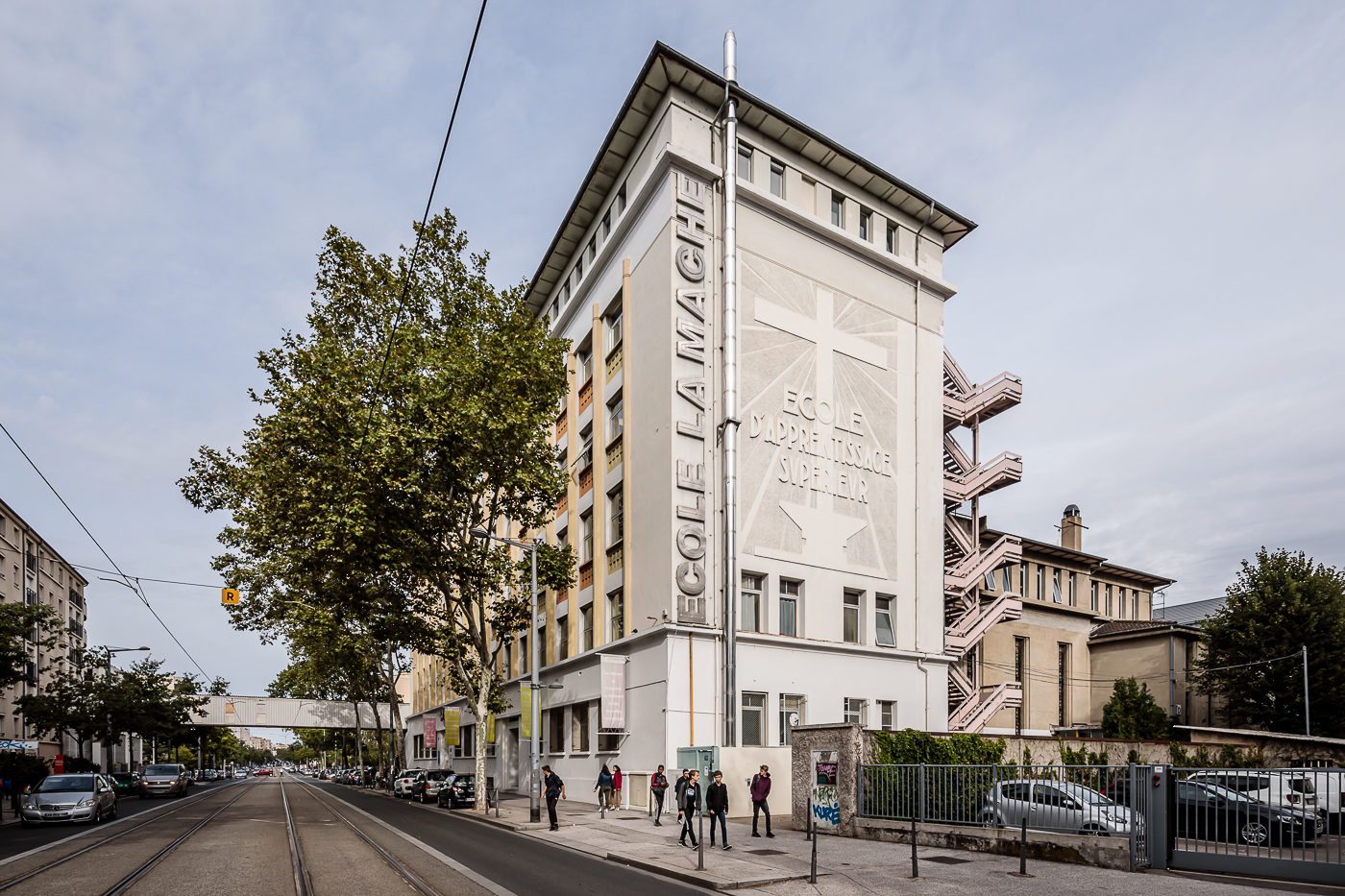 École La Mache Lyon - Lycée et centre de formation.